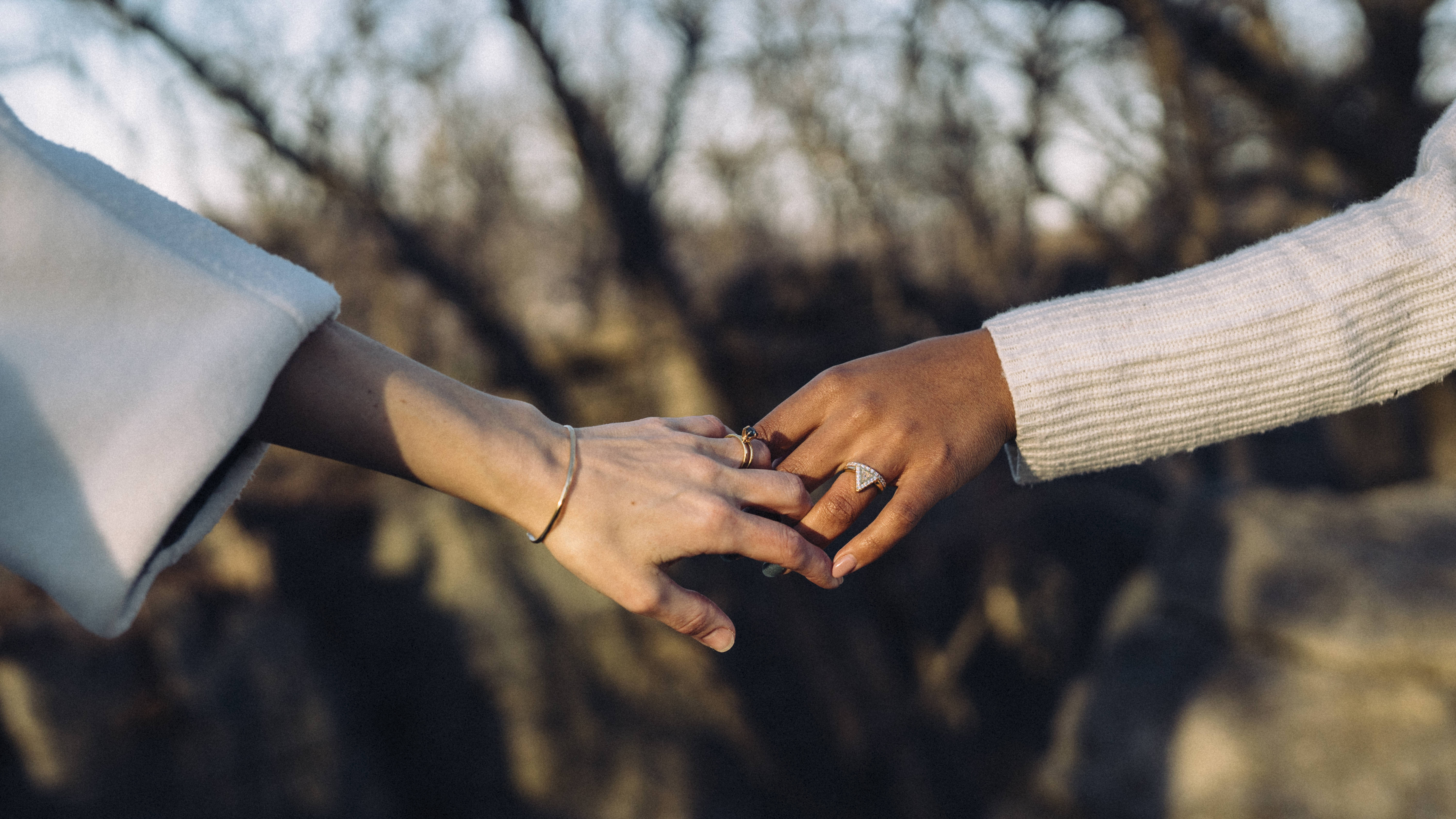 Love Abundantly – Dillon Rose